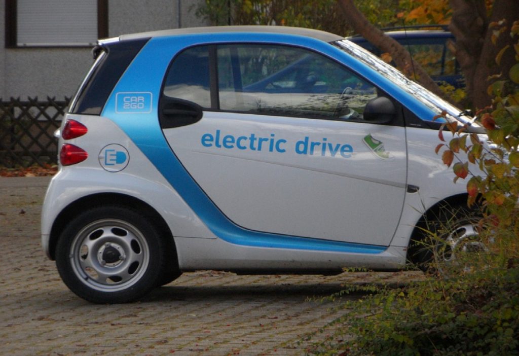 BEML Unveils Electric Vehicle Fleet, Phases Out Diesel for Greener Future